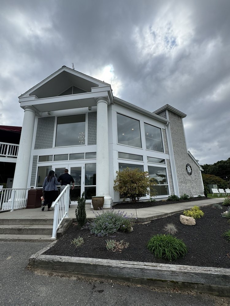 LUDLOW COUNTRY CLUB - Updated September 2025 - 648 East St, Ludlow ...