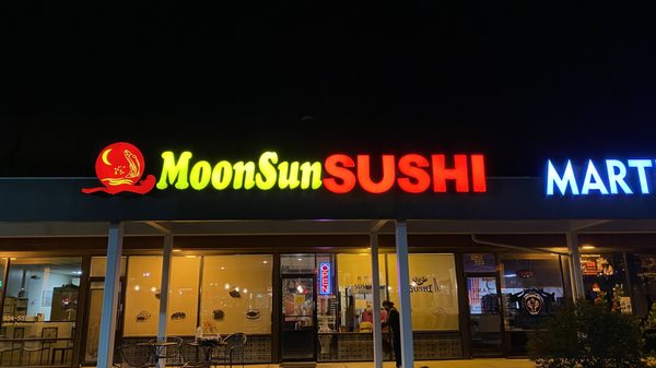 MOONSUN SUSHI - Updated June 2025 - 126 Photos & 214 Reviews - 324 E ...