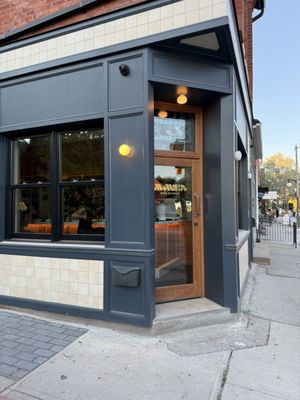 MAVEN - Updated January 2026 - 29 Photos - 112 Harbord St, Toronto ...