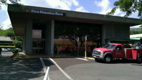 FIRST HAWAIIAN BANK - Updated January 2026 - 19 Photos & 43 Reviews ...