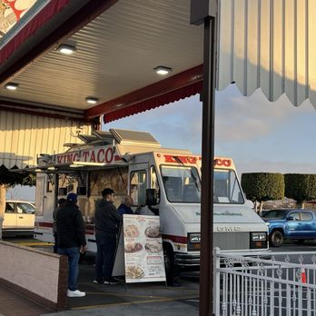KING TACO - Updated March 2025 - 893 Photos & 1249 Reviews - 4504 E 3rd ...