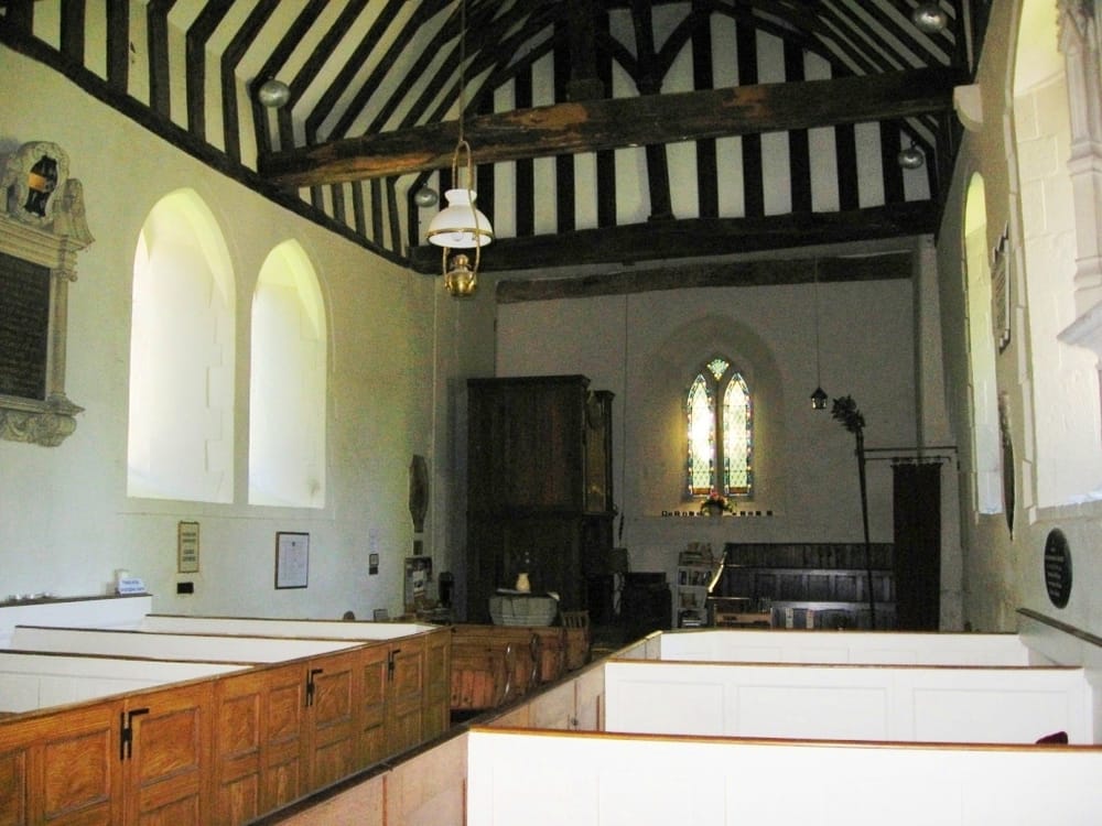 PARISH CHURCH OF ST PETER - Updated January 2025 - 15 Photos ...