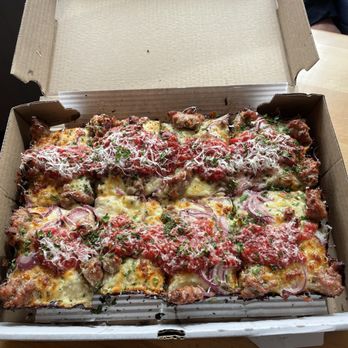 BLUE SQUARE PIZZA - Updated December 2025 - 80 Photos & 155 Reviews ...