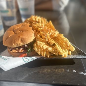 HIT IT HERE CAFE AND BAR - Updated January 2026 - 137 Photos & 86 ...