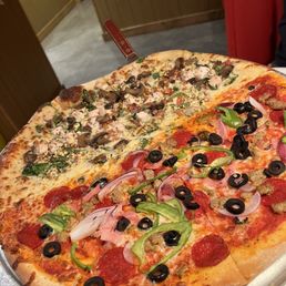 SAUCED ON PASEO - Updated July 2024 - 142 Photos & 197 Reviews - 2912 ...