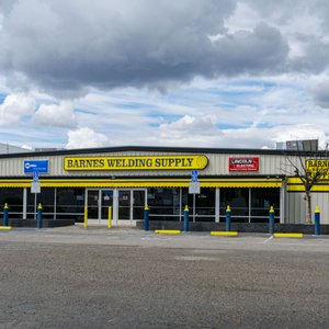 FRESNO AG HARDWARE - Updated June 2025 - 12 Photos - 850 Herndon Ave ...