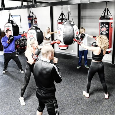 SHOWTIME BOXING FITNESS - Updated December 2025 - 36 Photos - 6817 ...