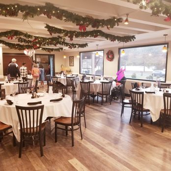 AMALFI’S KITCHEN & BAR - Updated July 2024 - 157 Photos & 146 Reviews ...