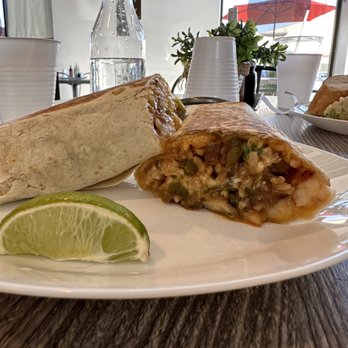 UNIQUE BITE EATERY - Comfort Food in Indio, California at 82900 Ave 42 ...