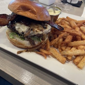 MAVERICK’S CANTON - Updated July 2025 - 137 Photos & 128 Reviews ...