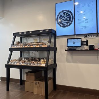 BOBA AVE 8090 - Updated July 2024 - 89 Photos & 28 Reviews - 18170 ...