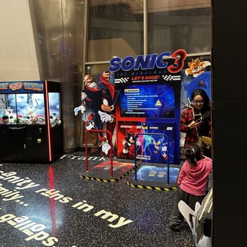 AMC ORANGE 30 - Updated May 2025 - 776 Photos & 947 Reviews - 20 City ...