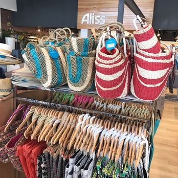 ALISS - Updated December 2025 - 48 Photos & 24 Reviews - 118 SE 1st St ...