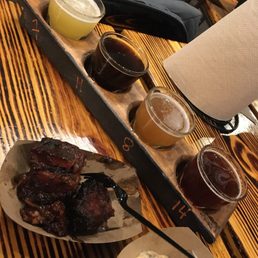 INTRINSIC SMOKEHOUSE & BREWERY - Updated June 2025 - 573 Photos & 660 ...