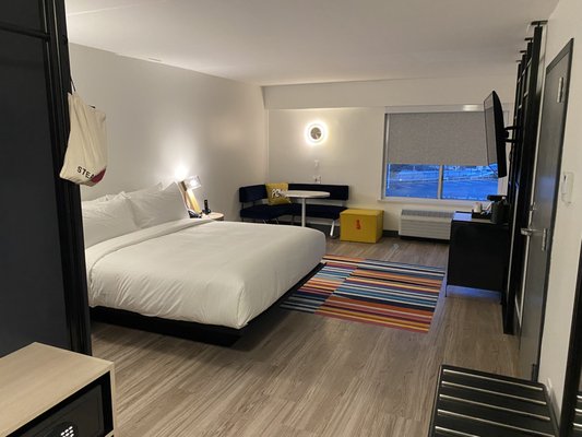 ALOFT FRAMINGHAM - 14 Photos - 130 Worcester Rd, Framingham ...