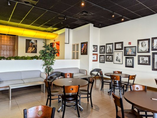 BLACK IVORY CAFÉ - Updated September 2025 - 135 Photos & 71 Reviews ...