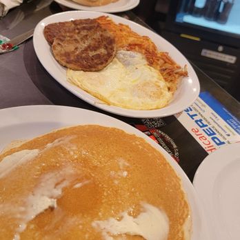 LOU’S DINER - Updated April 2025 - 1573 Photos & 1459 Reviews - 431 S ...