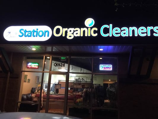 STATION ORGANIC DRY CLEANERS - Updated November 2025 - 23 Reviews - 25 ...