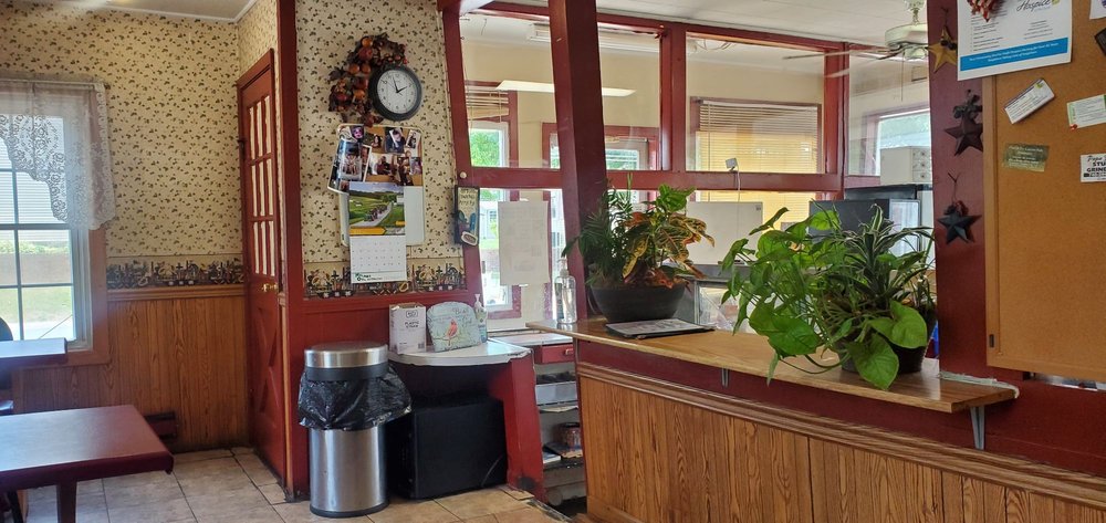 KILLBUCK SWEET SHOPPE - Updated January 2026 - 675 N Main St, Killbuck ...