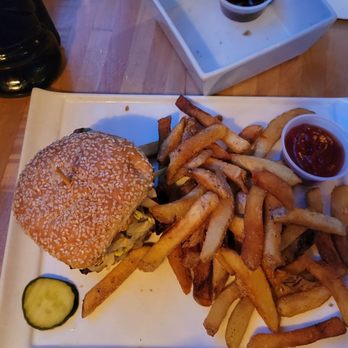 NOSH KITCHEN BAR - Updated October 2025 - 427 Photos & 591 Reviews ...