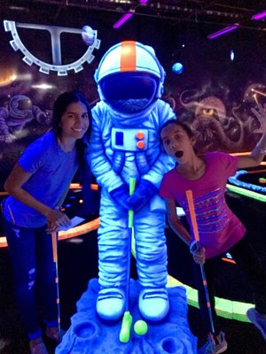 COSMIC MAYHEM BLACKLIGHT MINI GOLF AND BAR - 214 Photos & 162 Reviews ...