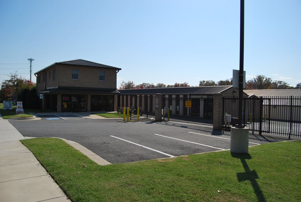 SELF STORAGEONE - MIDDLE RIVER - Updated August 2025 - 14 Photos - 1010 ...