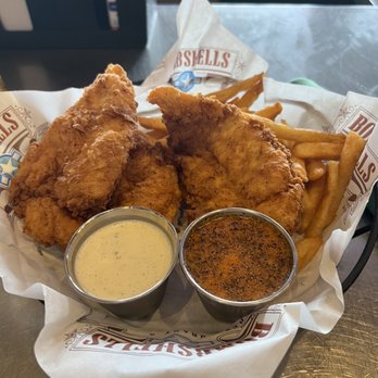 BOMBSHELLS RESTAURANT & BAR - Updated July 2024 - 290 Photos & 409 ...