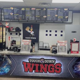 TOUCHDOWN WINGS - Updated October 2025 - 28 Photos & 10 Reviews - 3730 ...