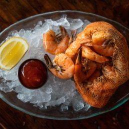 DEAUVILLE INN - Updated July 2025 - 264 Photos & 324 Reviews - 201 W ...