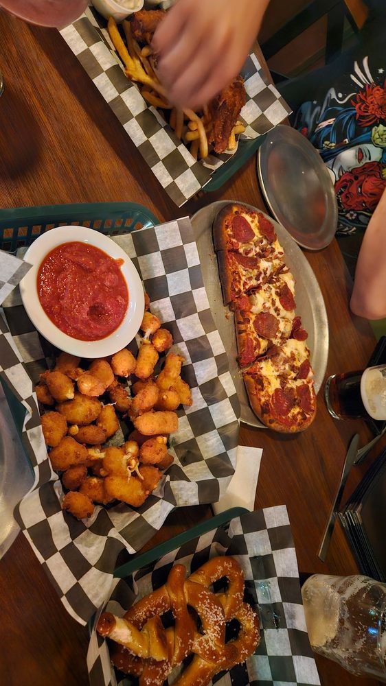 CLANCY’S TAVERN & WHISKEY HOUSE - Updated December 2025 - 135 Photos ...