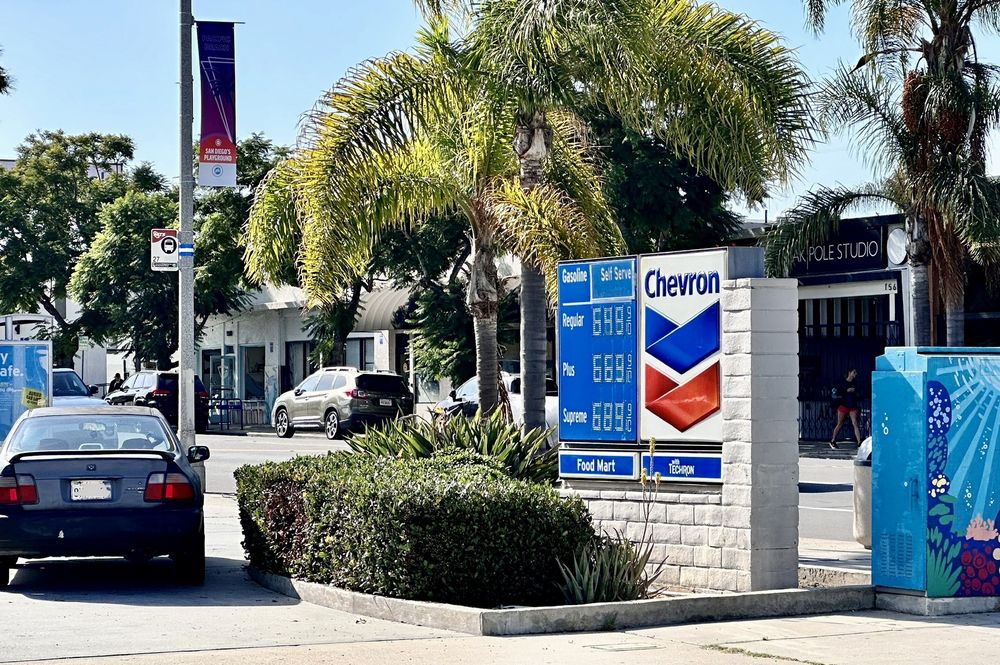 CHEVRON - Updated June 2025 - 11 Reviews - 1575 Garnet Ave, San Diego ...