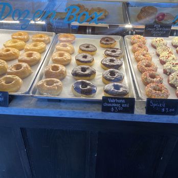 FIRECAKES DONUTS - Updated August 2025 - 664 Photos & 401 Reviews ...