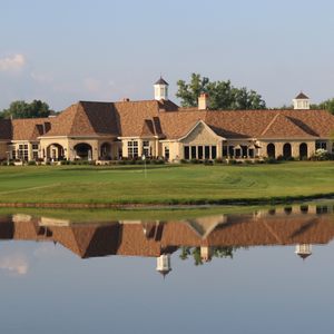 SHOREBY CLUB - Updated July 2025 - 31 Photos - 40 Shoreby Dr, Bratenahl ...