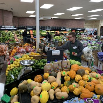 VALLEY FRESH MARKET - Updated April 2025 - 24 Photos & 37 Reviews - 608 ...