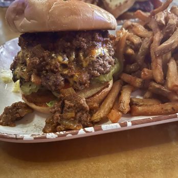 KOOKY CANUCK - Updated November 2024 - 713 Photos & 795 Reviews - 87 S ...