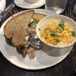 RED OAK CAFE - Updated October 2025 - 688 Photos & 1156 Reviews - 6011 ...