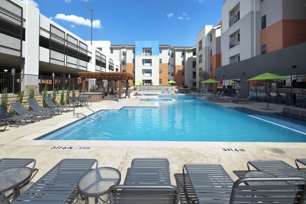 CAMPUS EDGE ON UTA BOULEVARD - Updated October 2025 - 41 Photos & 42 ...