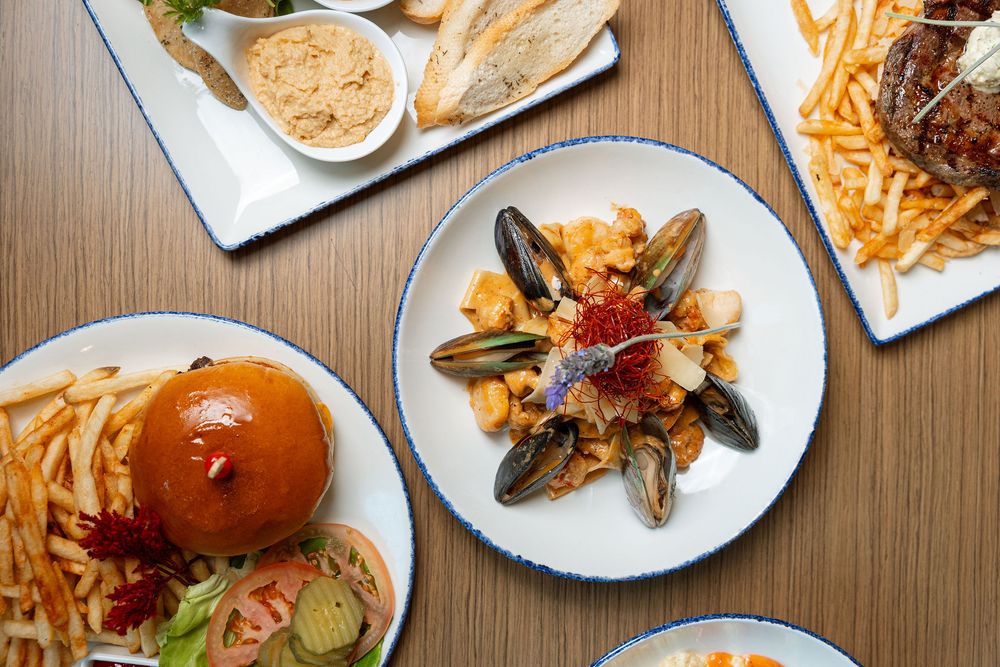 AVIATORS RESTAURANT - Updated December 2025 - 65 Photos & 13 Reviews ...