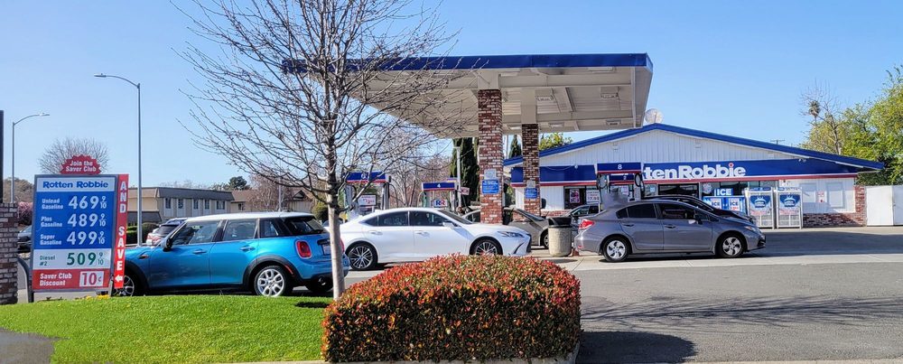 ROTTEN ROBBIE - Updated December 2025 - 22 Photos & 17 Reviews - 27814 ...