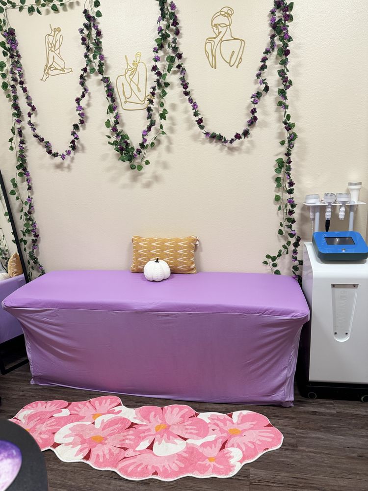 BELLA BEAUTY LOOKS BBL - Updated January 2025 - 1480 N Azusa Ave ...