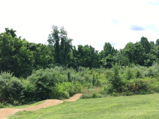 MIDDLE RUN VALLEY PARK - Updated August 2025 - Possum Hollow Rd, Newark ...