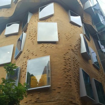 UTS BUILDING 8 - DR CHAU CHAK WING BUILDING - Updated June 2025 - 16 ...