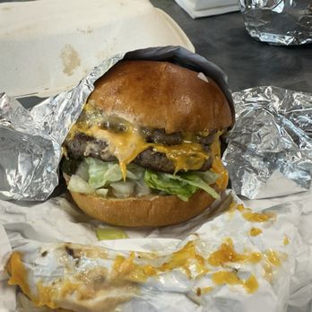 LUCKY’S DRIVE-IN - Updated March 2025 - 224 Photos & 96 Reviews - 2565 ...