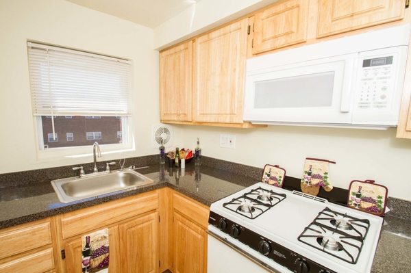 THE VILLAGE AT HI-NELLA - Updated January 2026 - 14 Photos - 150 E ...