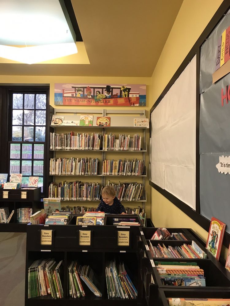 GEORGETOWN PUBLIC LIBRARY - 16 Photos & 23 Reviews - 3260 R St NW ...
