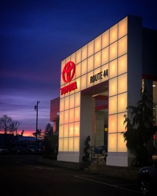 ROUTE 44 TOYOTA - Updated September 2025 - 19 Photos & 164 Reviews ...