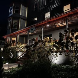 ROCKY HILL INN - Updated December 2025 - 486 Photos & 497 Reviews - 137 ...