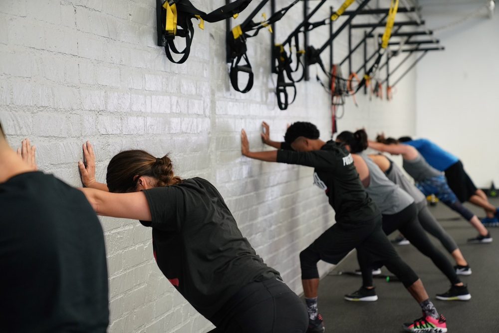 STR8 PERFORMANCE - Updated December 2025 - 14 Photos - 325 N Altadena Dr, Pasadena, California ...