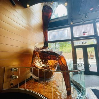 EVAN WILLIAMS BOURBON EXPERIENCE - Updated August 2025 - 1350 Photos ...