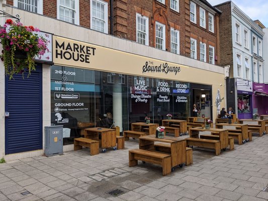 THE SOUND LOUNGE - 220 High St, Sutton, London, United Kingdom - Bars ...